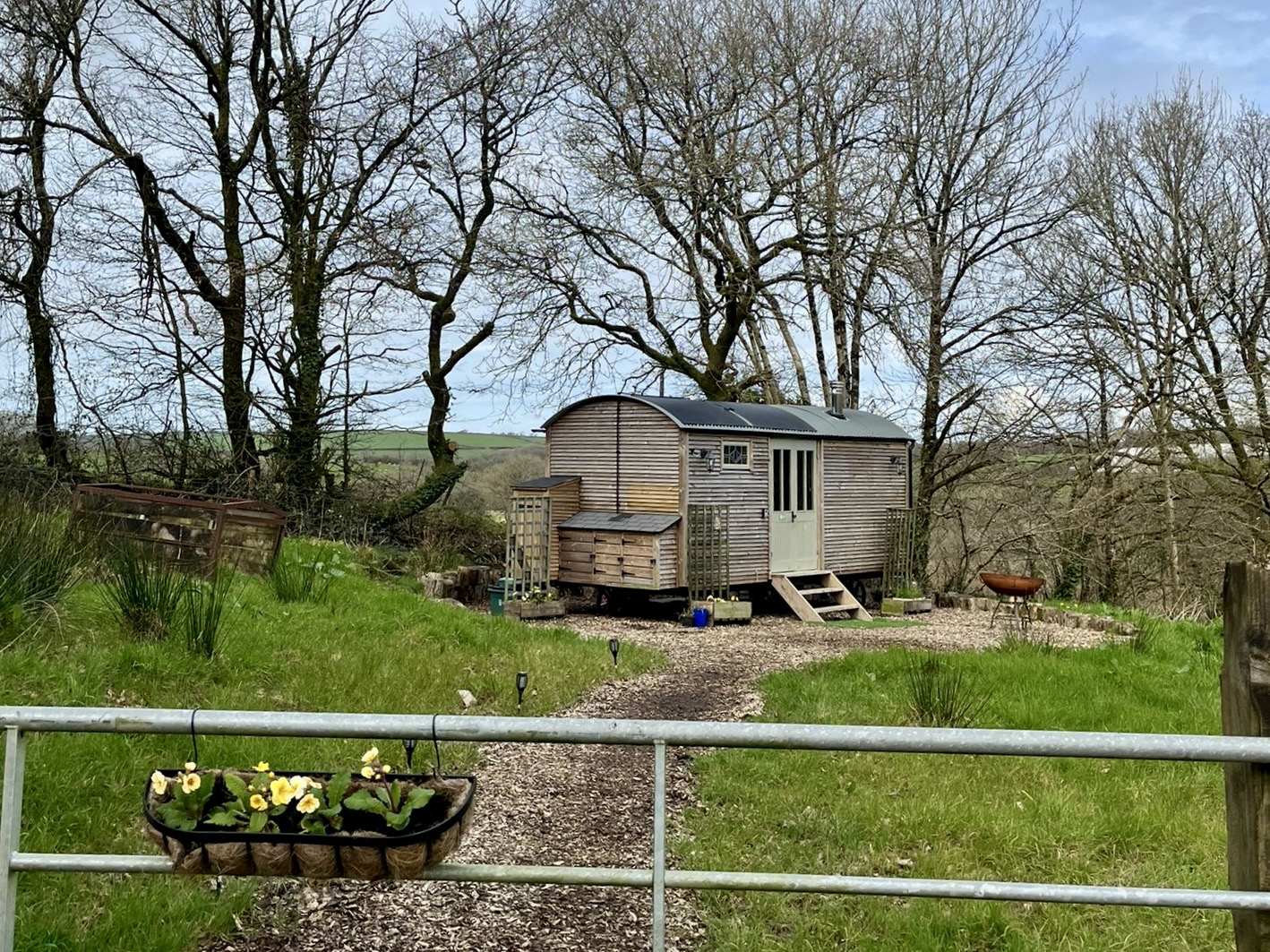 The Sheep Field Hut | Harbourside Huts